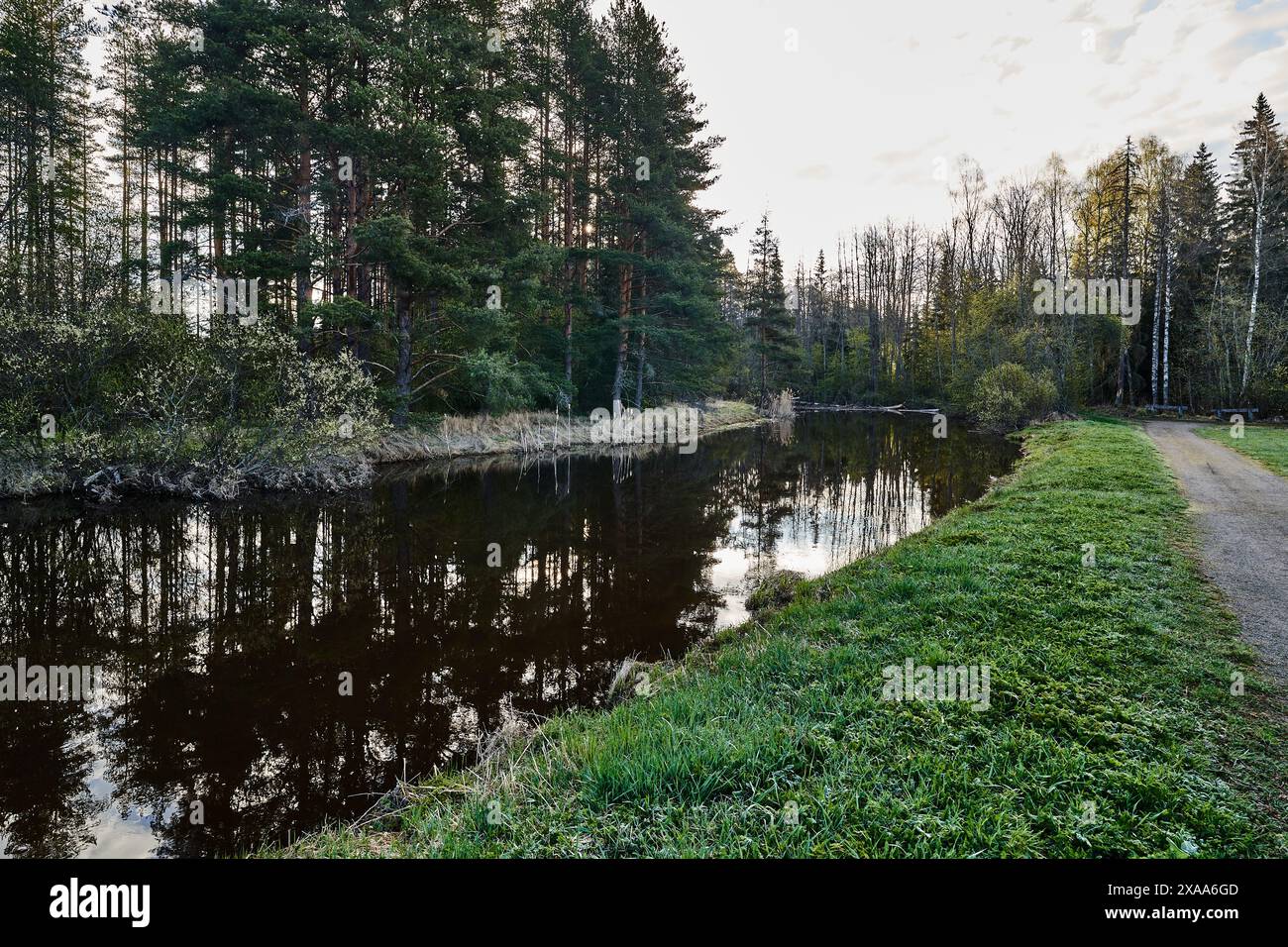 Road running through remote landscape hi-res stock photography and ...