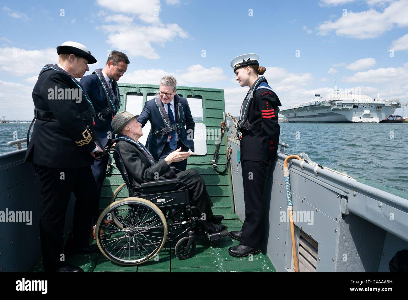 Labour Party leader Sir Keir Starmer with Second World War veteran Len ...