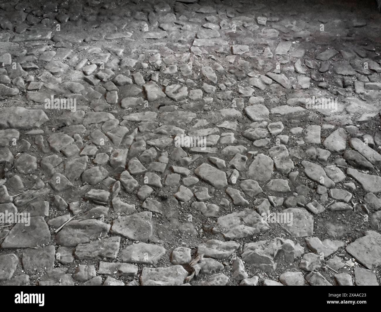 Pebble stone path walkway hi-res stock photography and images - Alamy