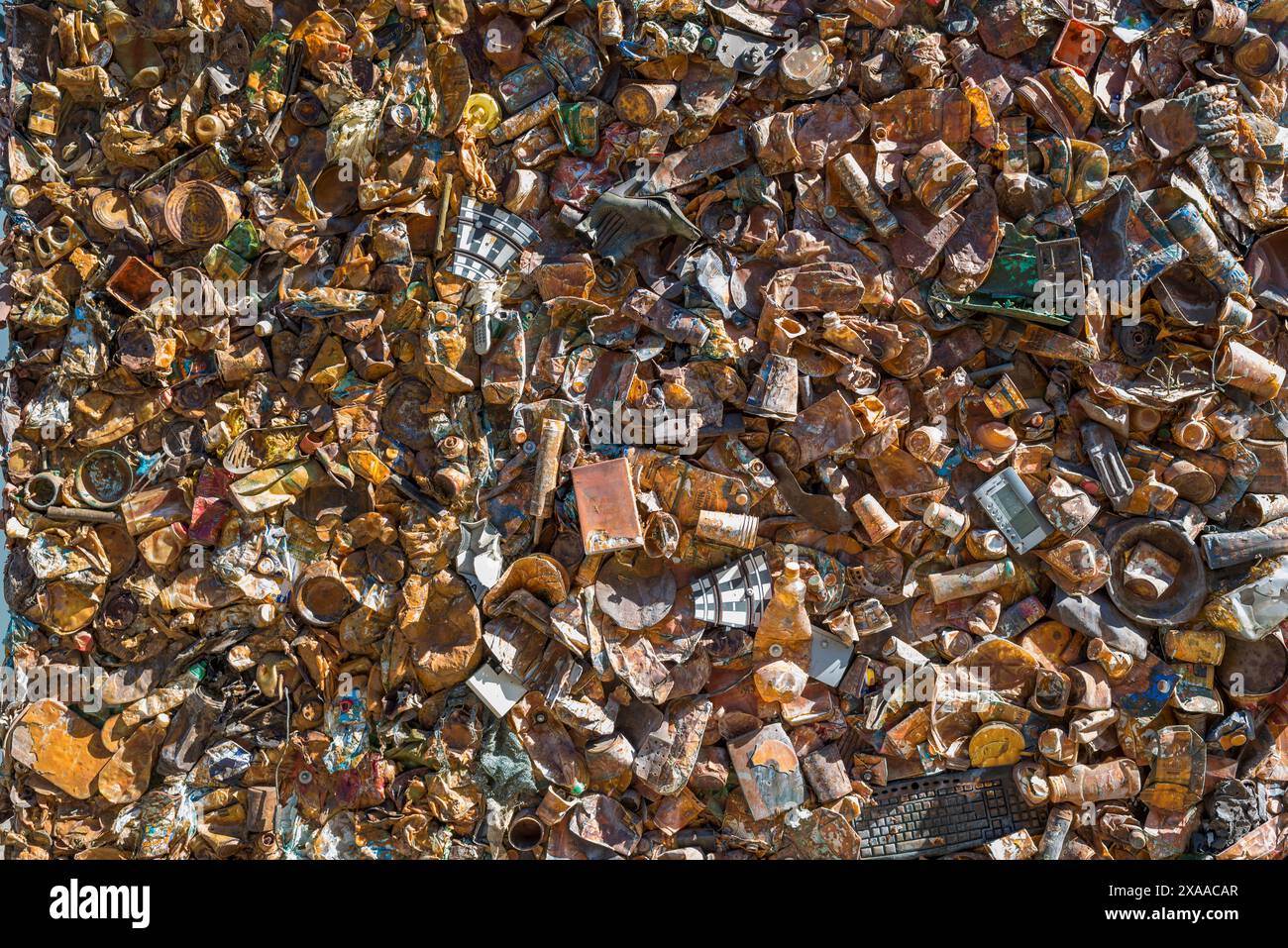 Plastic covered bottles hi-res stock photography and images - Alamy