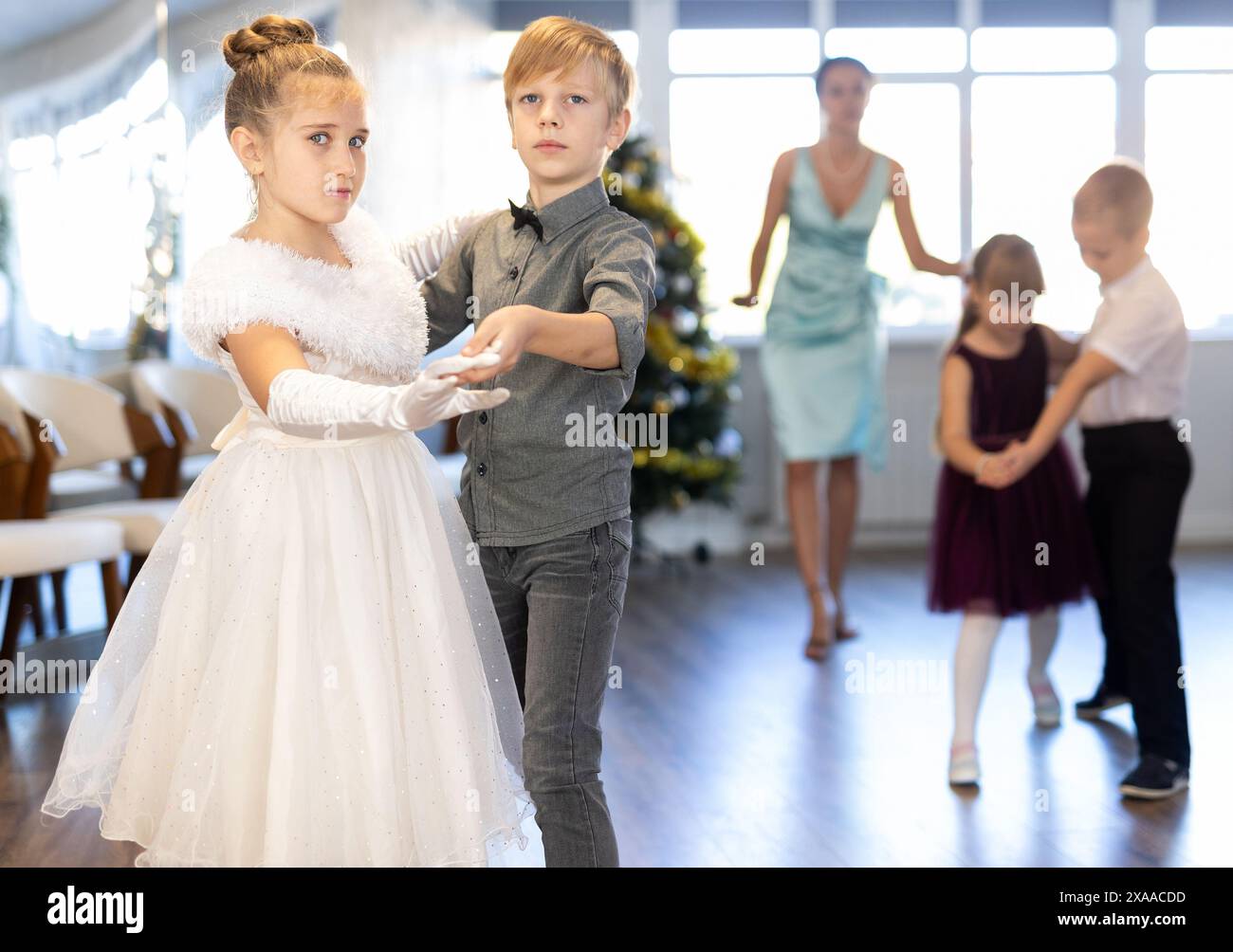 Schoolchildren rehearsing hi-res stock photography and images - Alamy