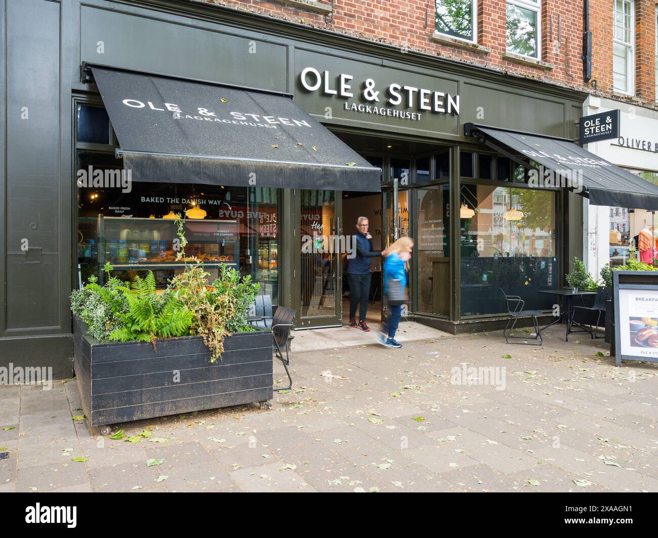 Ole & Steen an all-day bakery, coffee shop and restaurant from Denmark ...