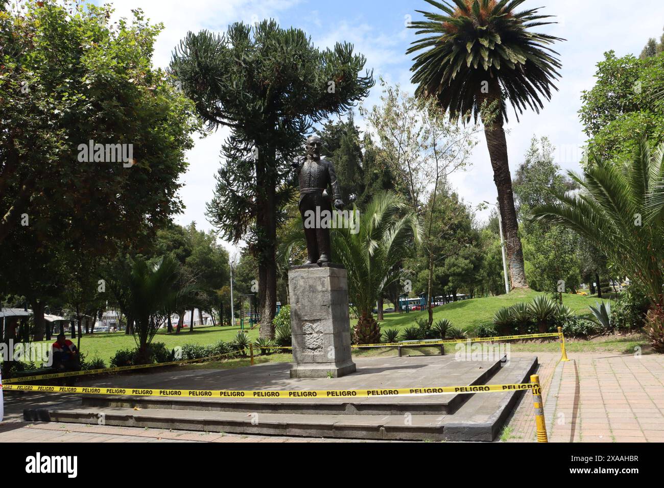 VANDALIZED MONUMENT ELOY ALFARO Quito, Wednesday June 5, 2024 In the ...