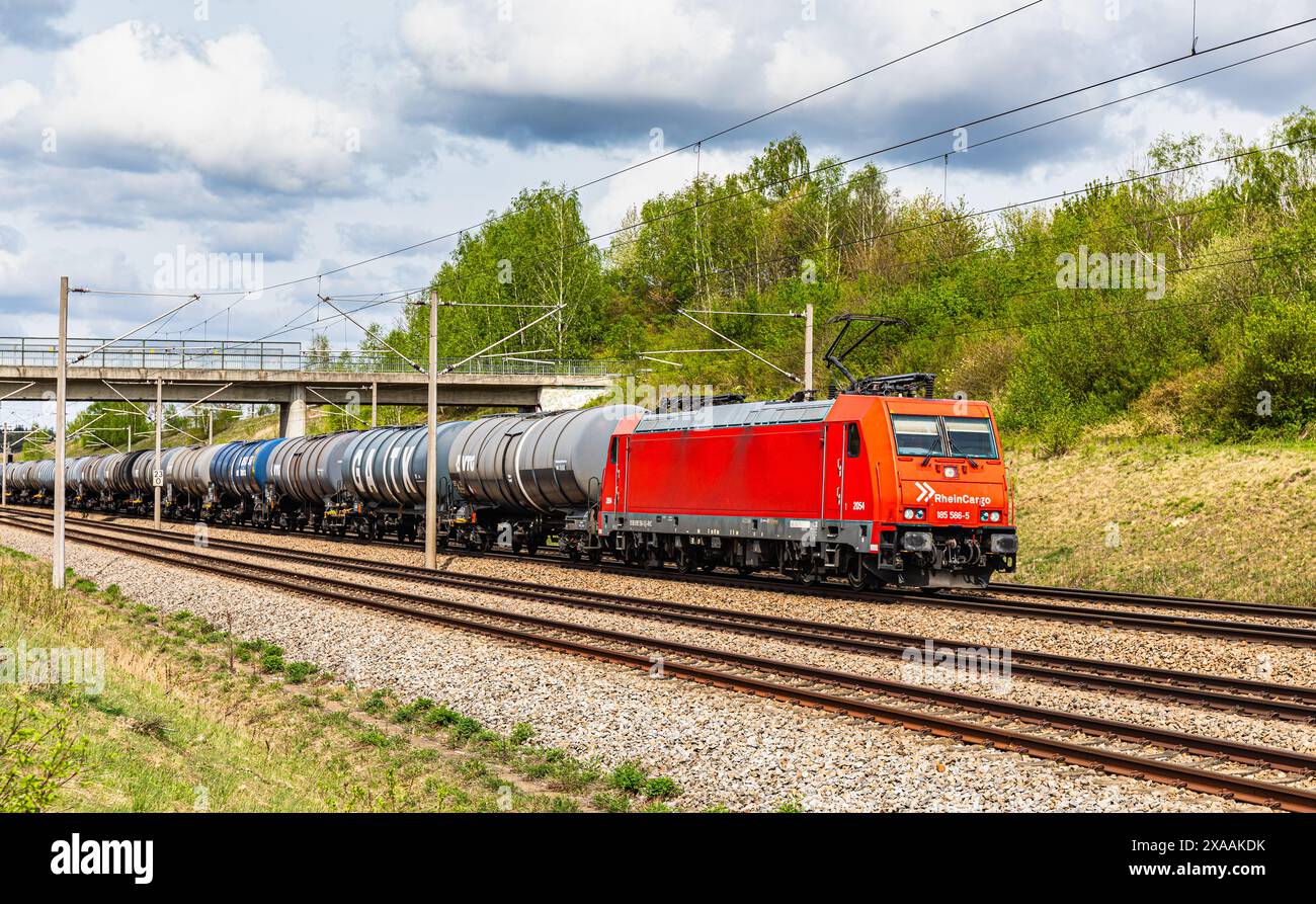 Hebertshausen, Germany, 10th Apr 2024: A RheinCargo DB Class 185 ...