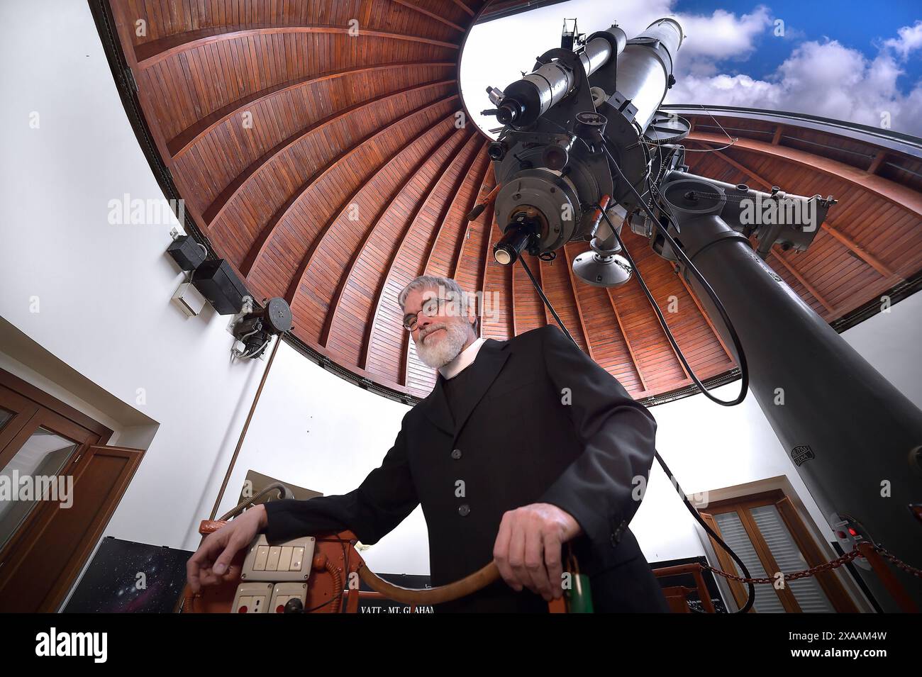 Zeiss telescope hi-res stock photography and images - Alamy