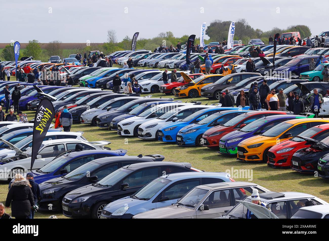 Overhead picture of Ford cars gathered at Squires Cafe Bar Ford Meet ...