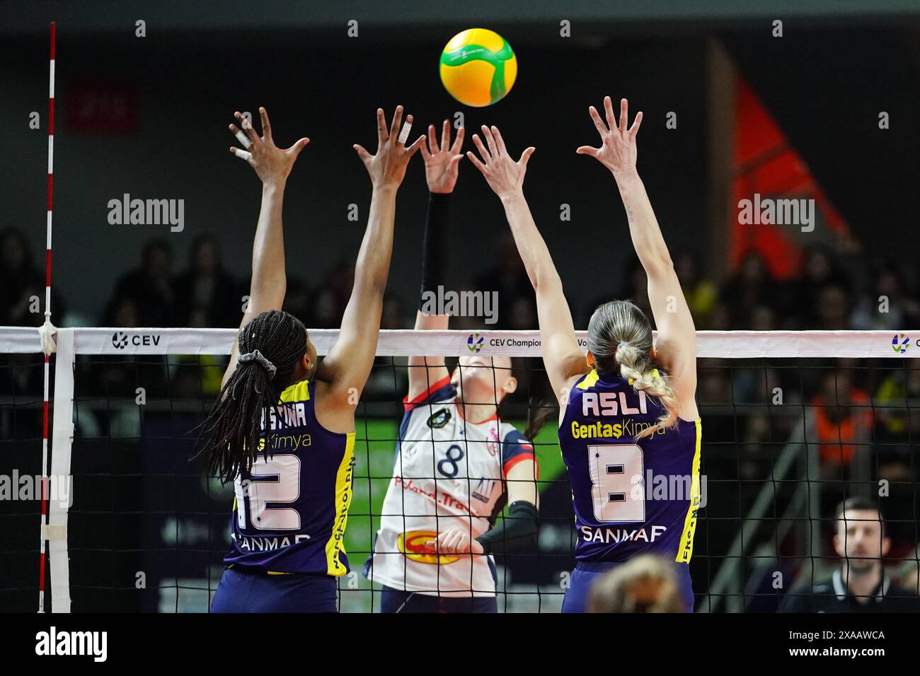 ISTANBUL, TURKIYE - JANUARY 16, 2024: Ana Cristina Souza and Asli Kalac ...