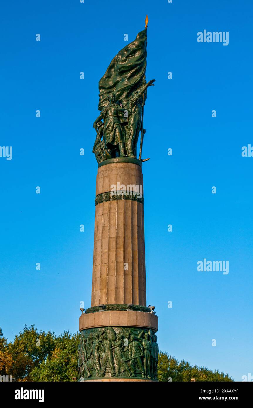 Flood control monument hi-res stock photography and images - Alamy