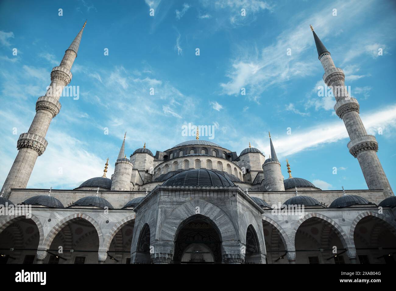 Courtyard view, famous Sultan Ahmet Mosque (The Blue Mosque), UNESCO ...