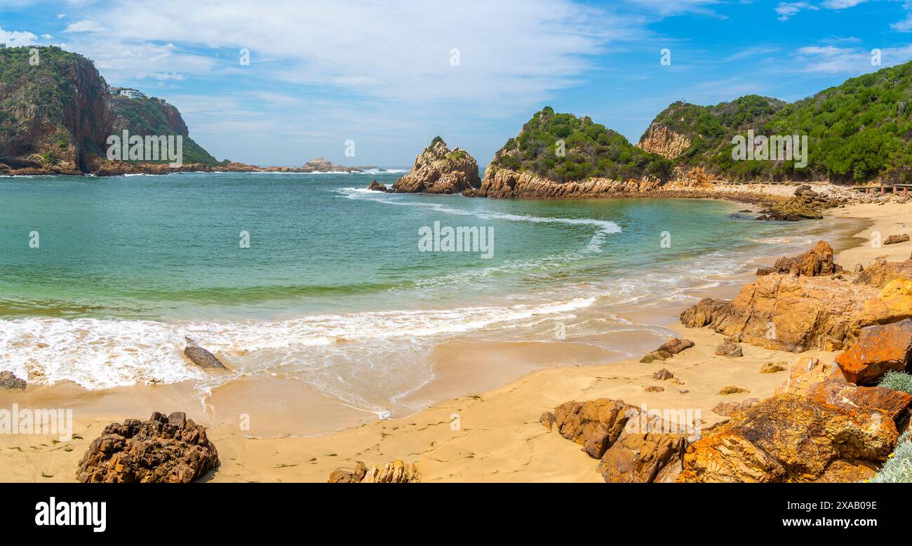 View from Featherbed coastal walk and coastline in Featherbed Nature ...