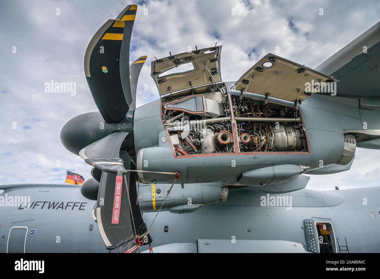 Propellerturbinen-Triebwerk EPI TP400, Airbus A400M, Deutsche Luftwaffe ...