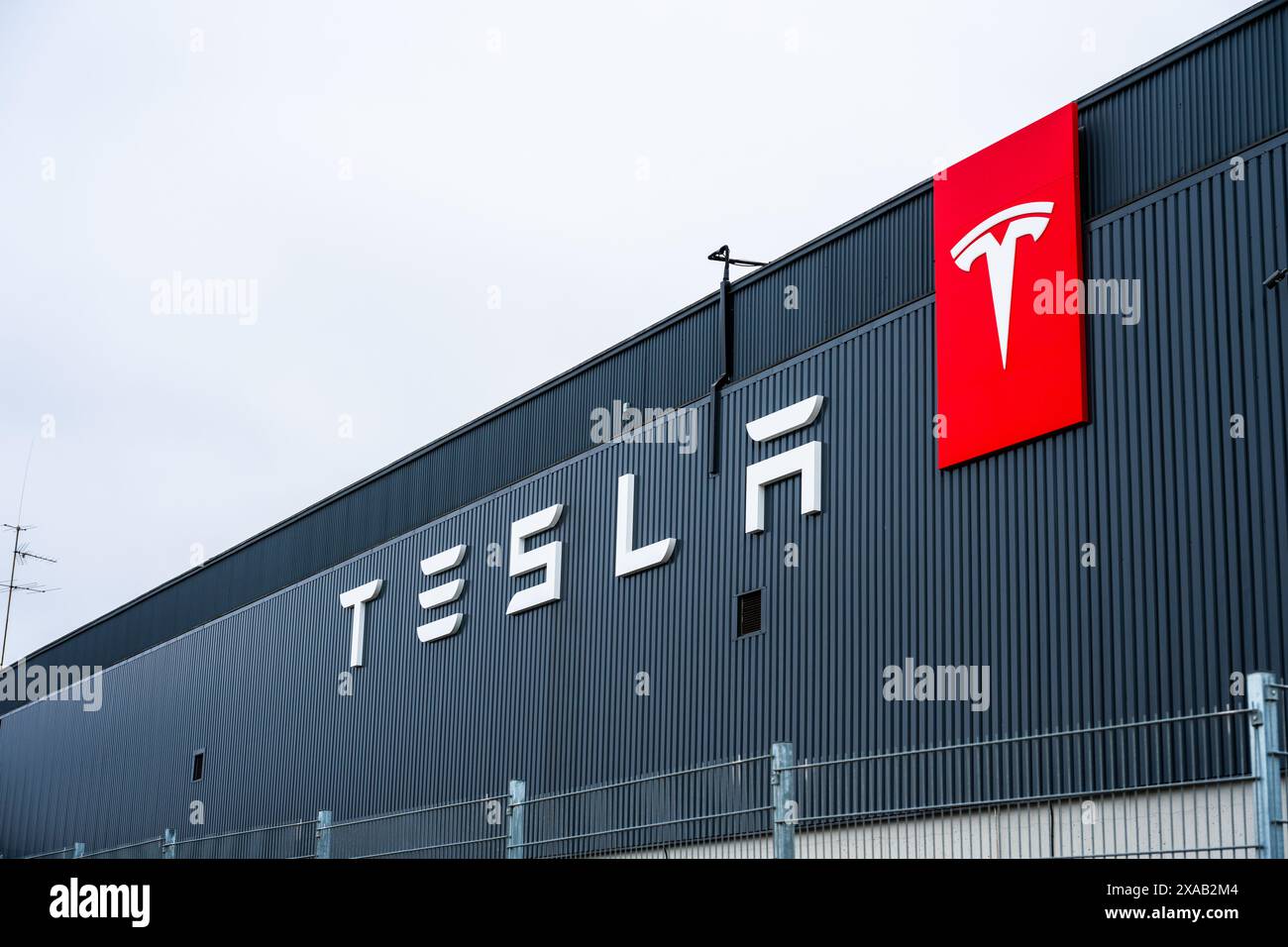 Classic energy logo hi-res stock photography and images - Alamy