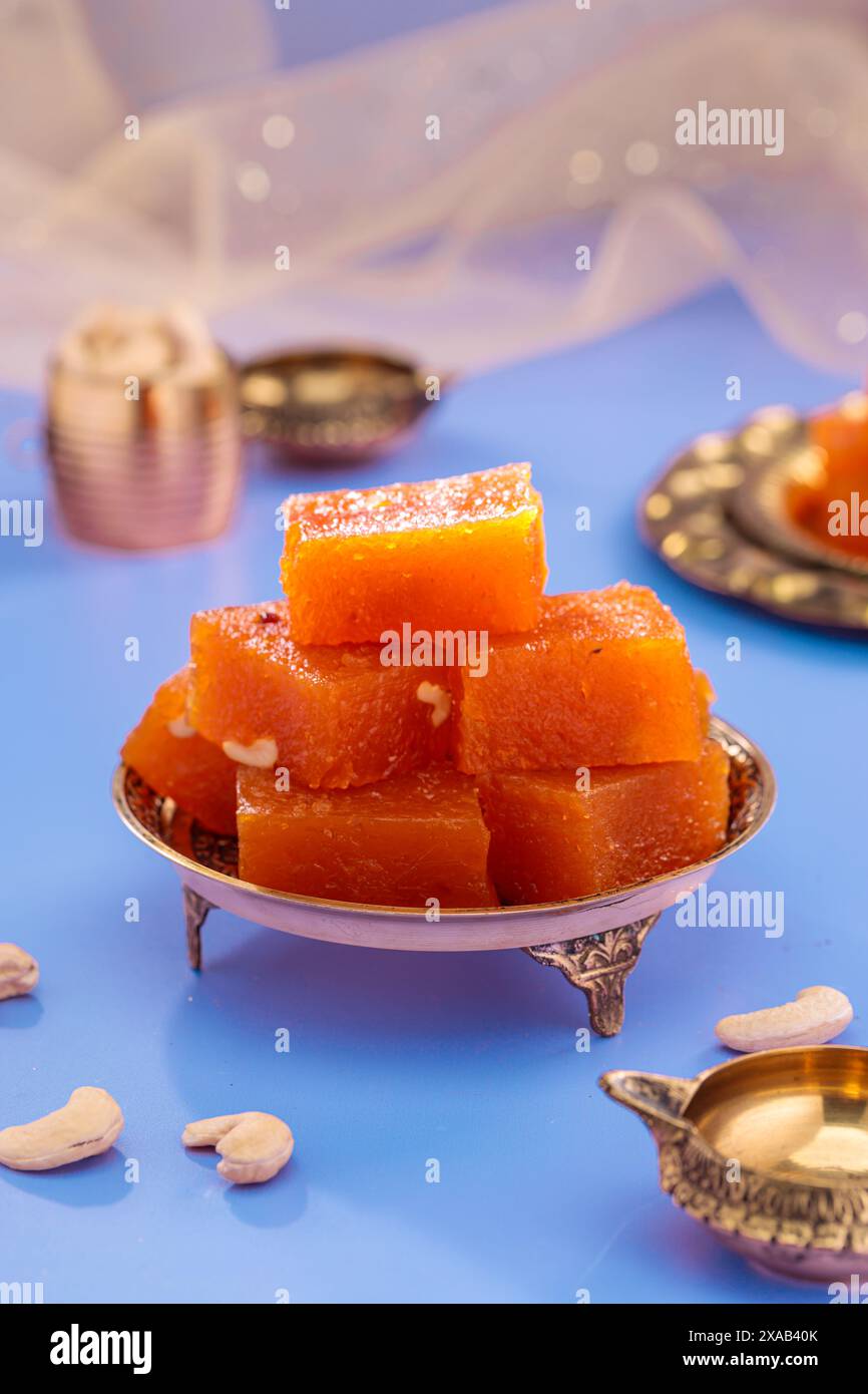 Indian halva hi-res stock photography and images - Alamy
