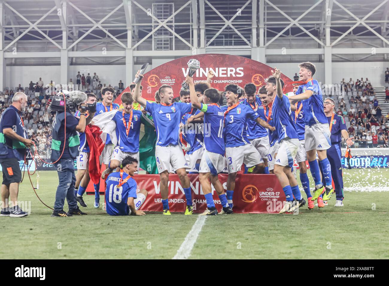 Limassol, Cyprus. 05th June, 2024. Italy U17 celebrate their trophy ...