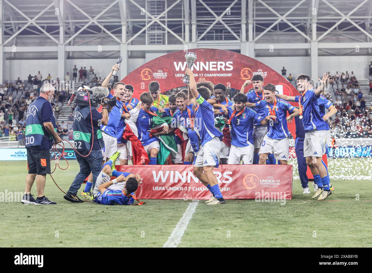 Limassol, Cyprus. 05th June, 2024. Italy U17 celebrate their trophy ...