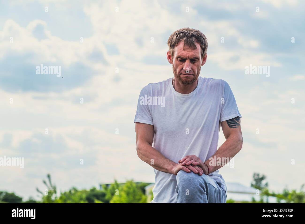 Stretching the muscles hi-res stock photography and images - Alamy