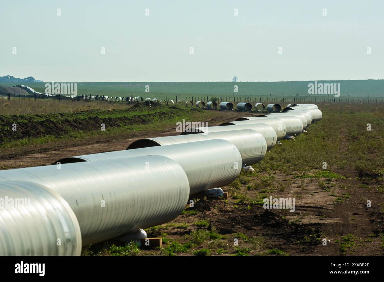 Gas pipeline construction, Nestor Kirchner, La Pampa province ...