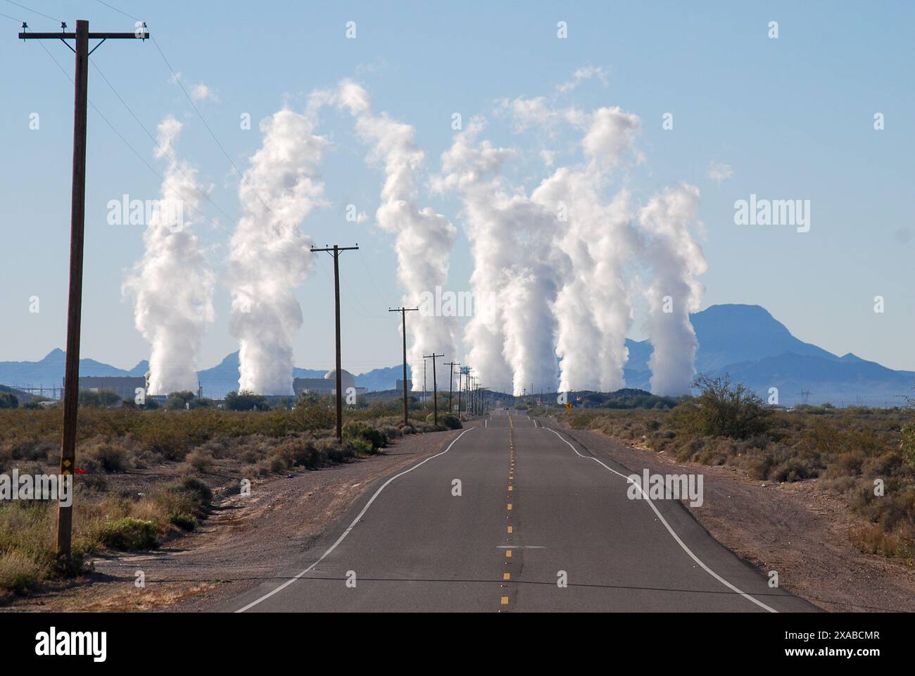 Power poles desert road hi-res stock photography and images - Alamy