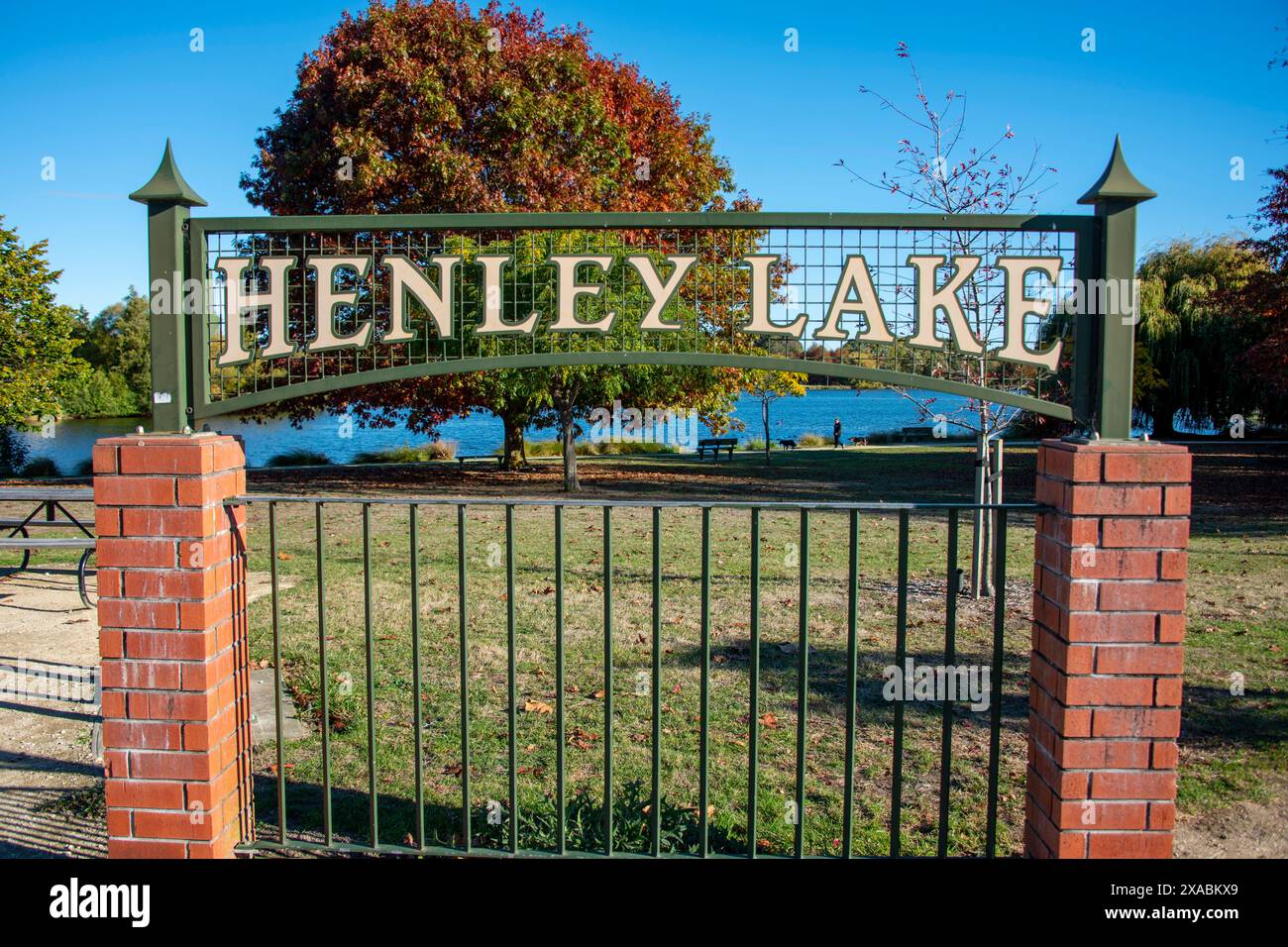 Henley lake park hi-res stock photography and images - Alamy