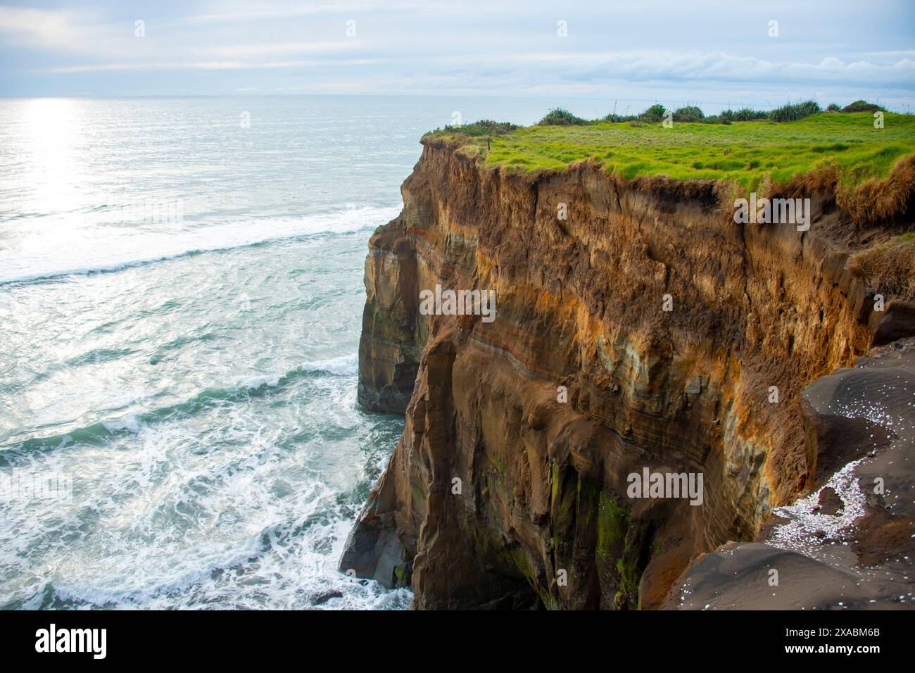 Geological Sedimentary Layers in Cliff Stock Photo - Alamy