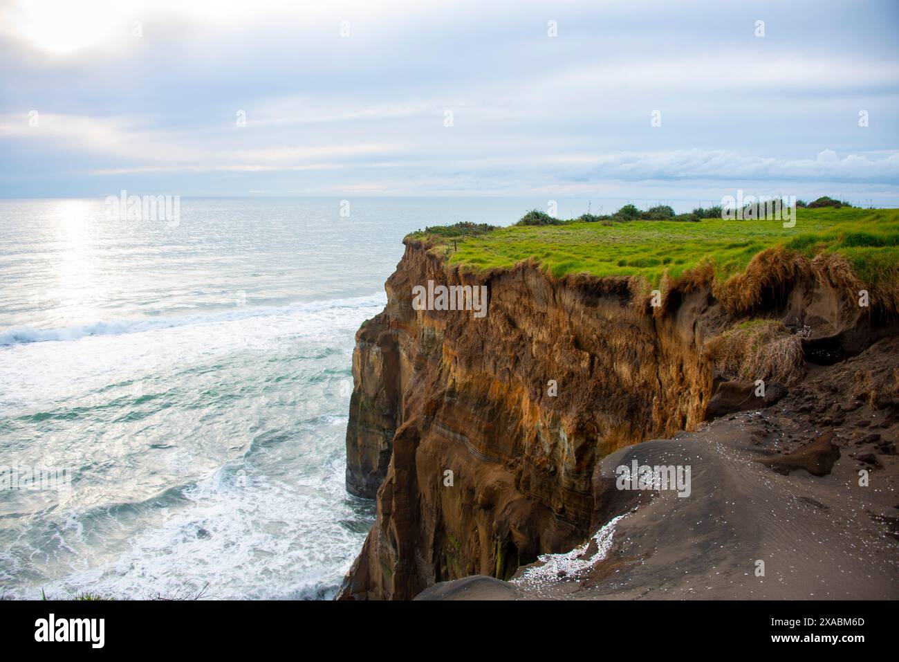 Geological Sedimentary Layers in Cliff Stock Photo - Alamy