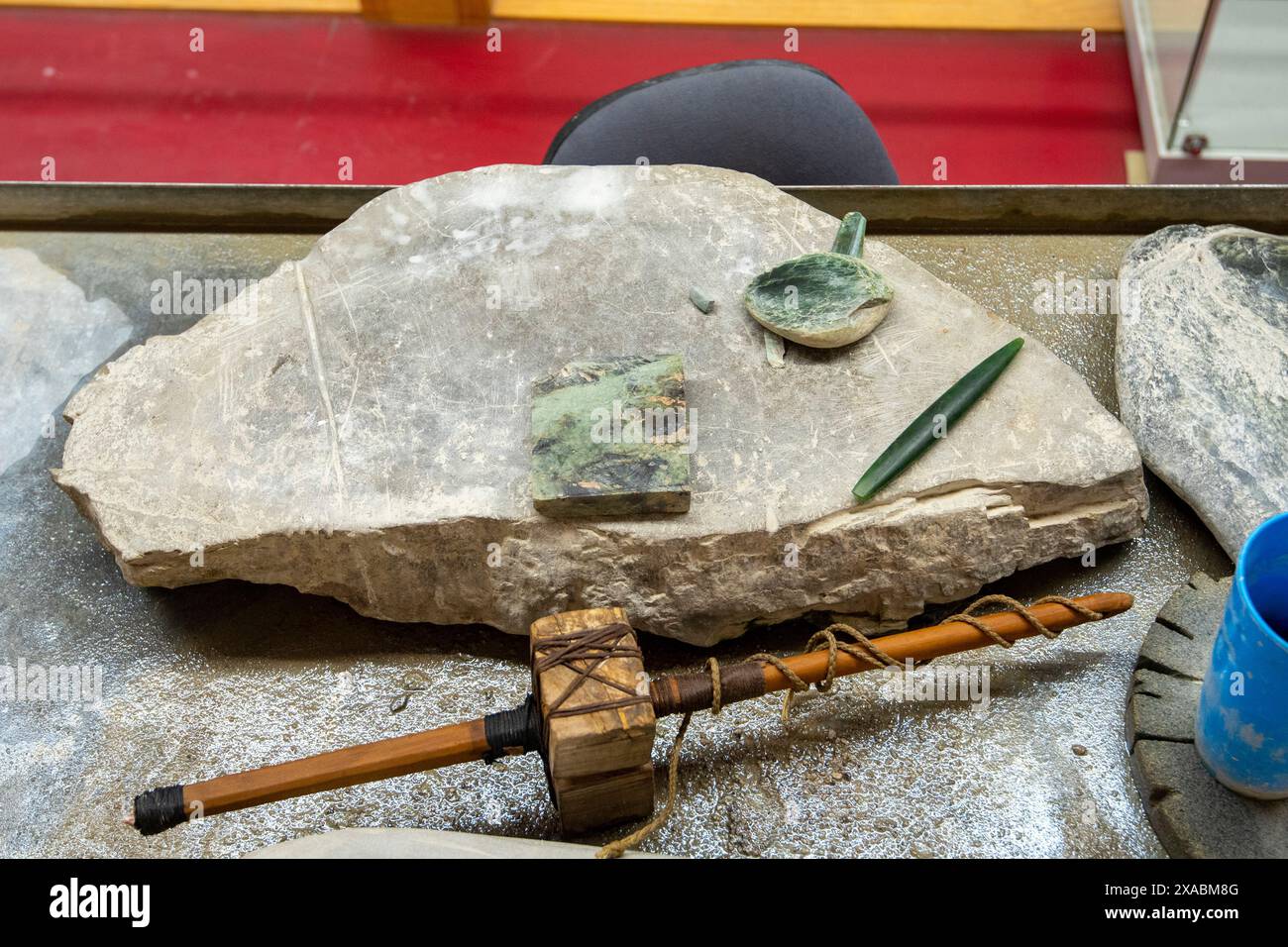 Traditional Maori Nephrite Stone Carving Stock Photo - Alamy