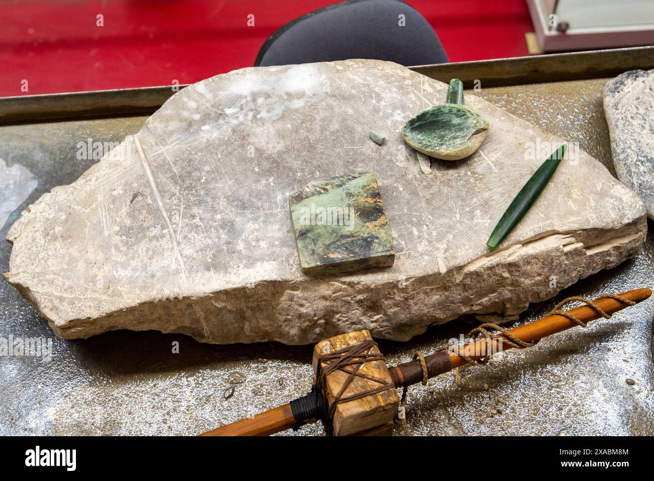 Traditional Maori Nephrite Stone Carving Stock Photo - Alamy