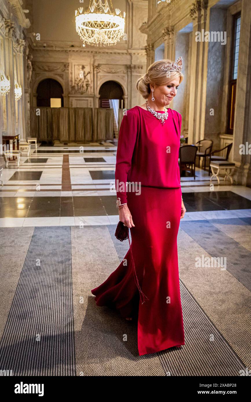 AMSTERDAM, THE NETHERLANDS - King Willem-Alexander of The Netherlands ...
