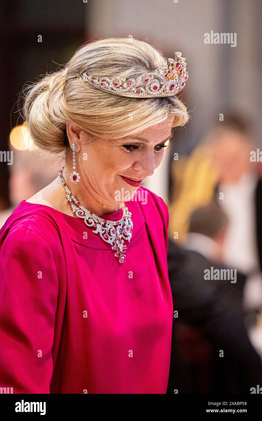 AMSTERDAM, THE NETHERLANDS - King Willem-Alexander of The Netherlands ...