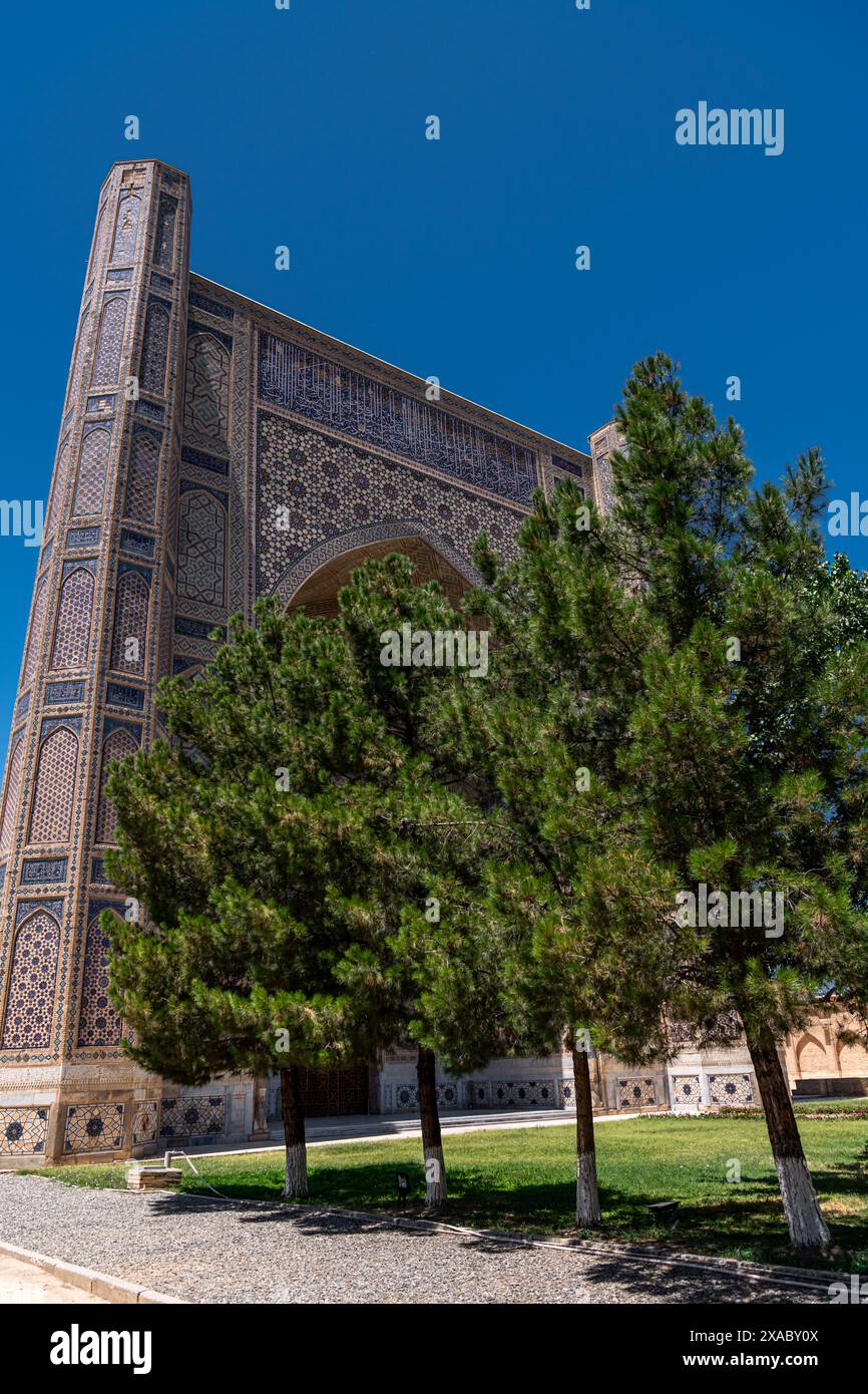 JUNE 20, 2023, SAMARKAND, UZBEKISTAN: Samarkand Bibi Khanym mosque ...