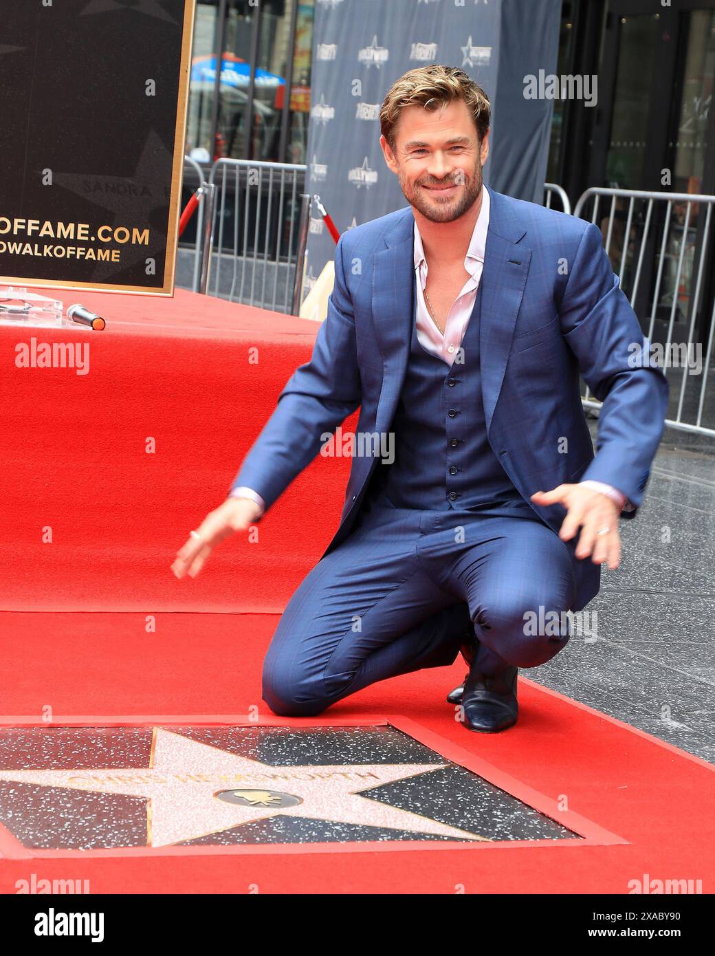 LOS ANGELES - MAY 23: Chris Hemsworth at the Chris Hemsworth Star ...