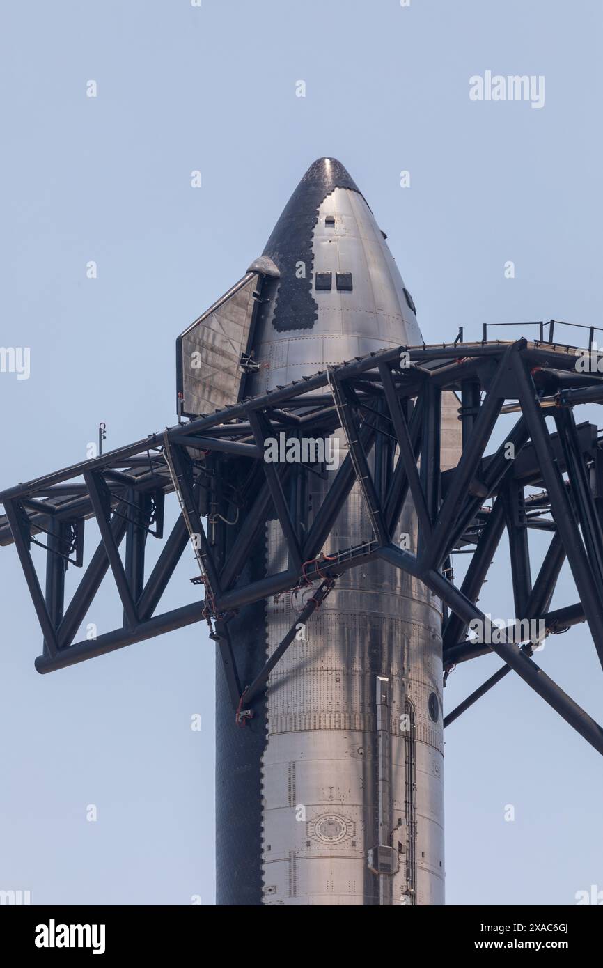 Starship test flight 4 hi-res stock photography and images - Alamy