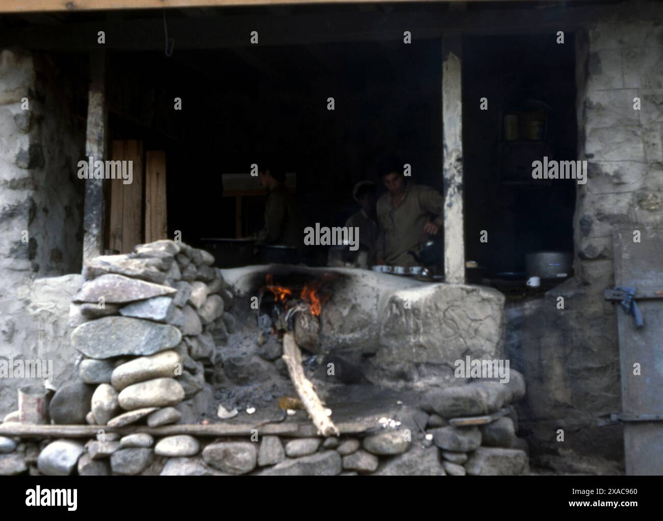 Tea stop on bus journey, North Pakistan 1984 Stock Photo - Alamy