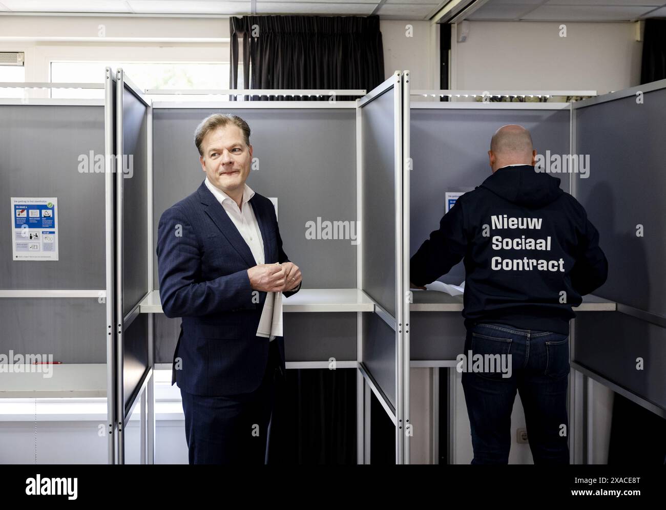 ENSCHEDE - NSC party leader Pieter Omtzigt casts his vote for the ...