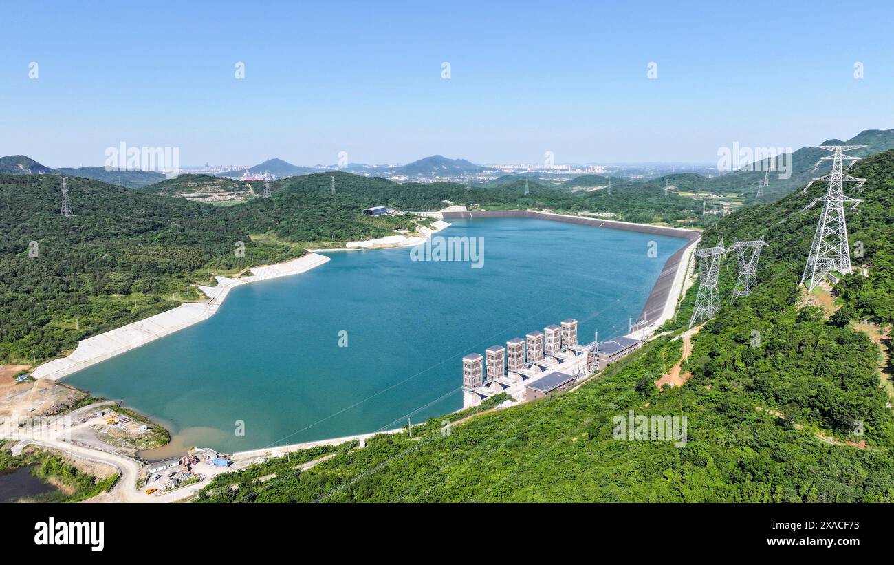 ZHENJIANG, CHINA - JUNE 6, 2024 - Photo taken on June 6, 2024 shows the ...