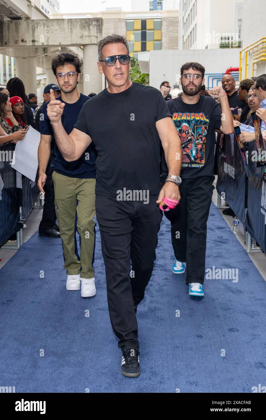 MIAMI, FL-JUN 5: MIAMI, FLORIDA - JUNE 05: Carlos Ponce is during the ...