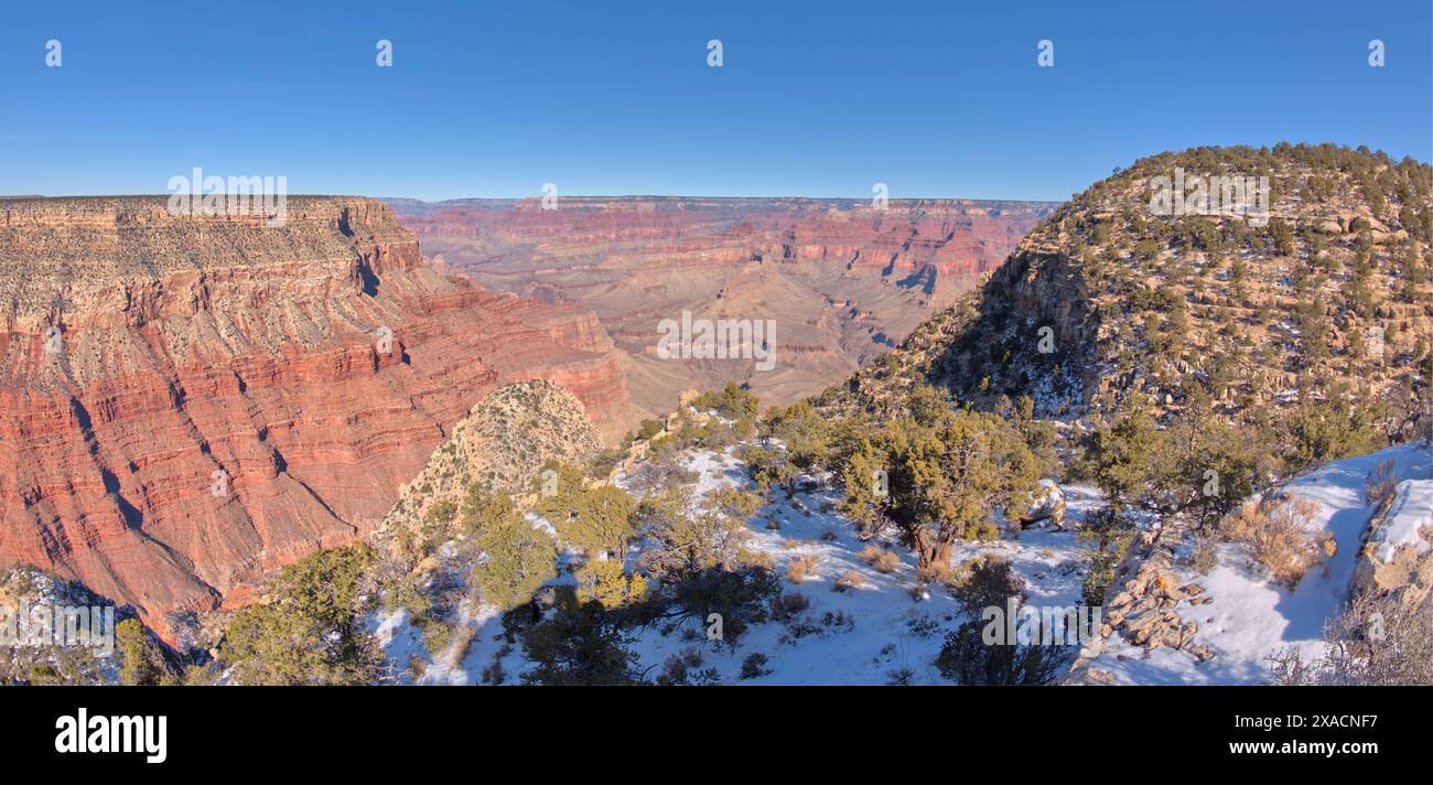 Grand Canyon with Yuma Point on the left and Hermits Rest on the right ...