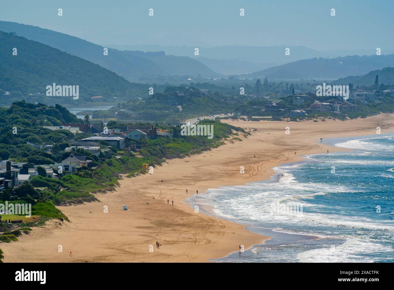 View of Indian Ocean and dramatic coastline at Wilderness from Dolphin ...
