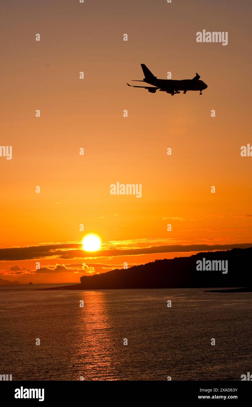 Sunset over the Bristol Channel photographed from The Kanp, Barry ...