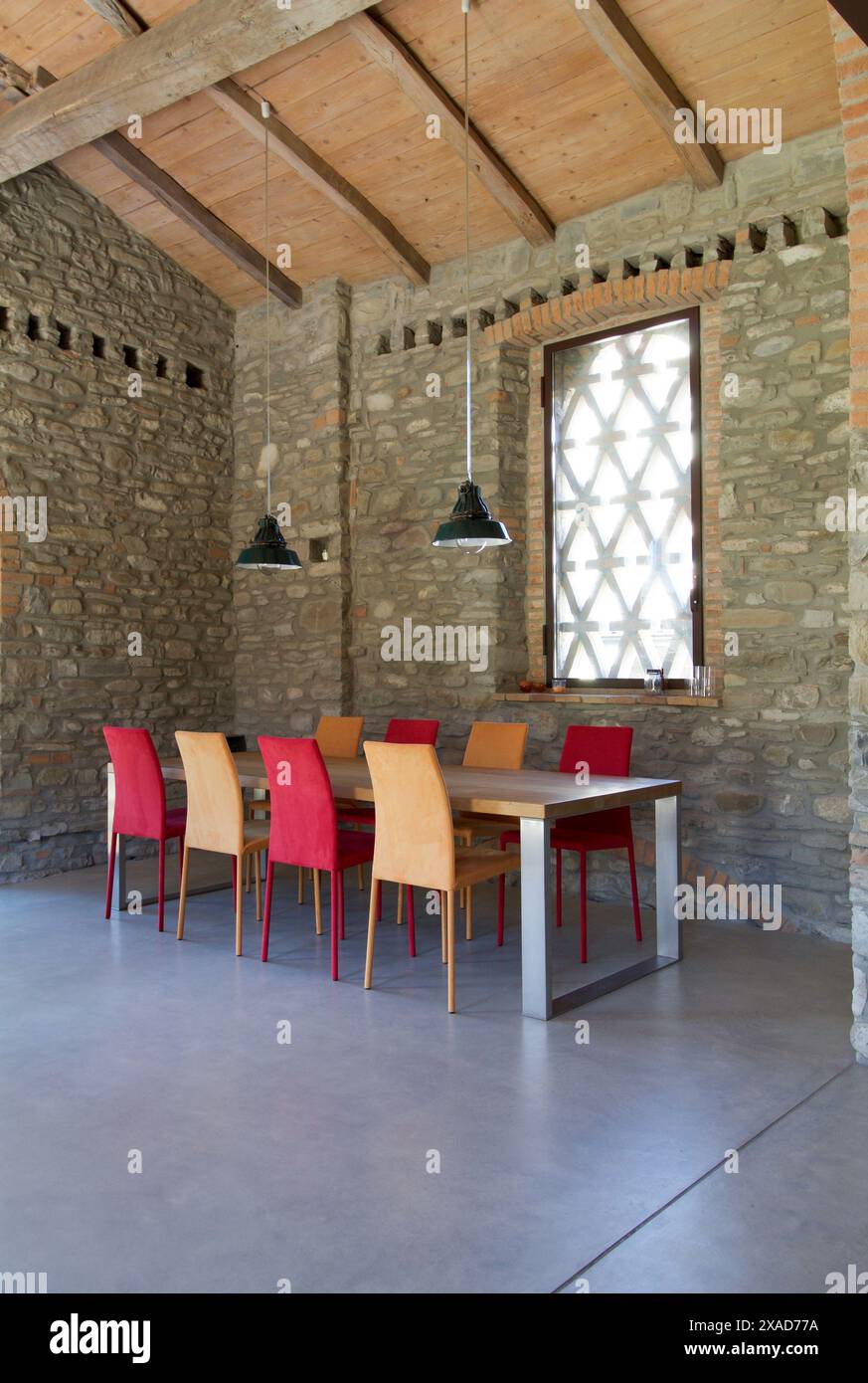 old barn renovation, lunch area Stock Photo - Alamy