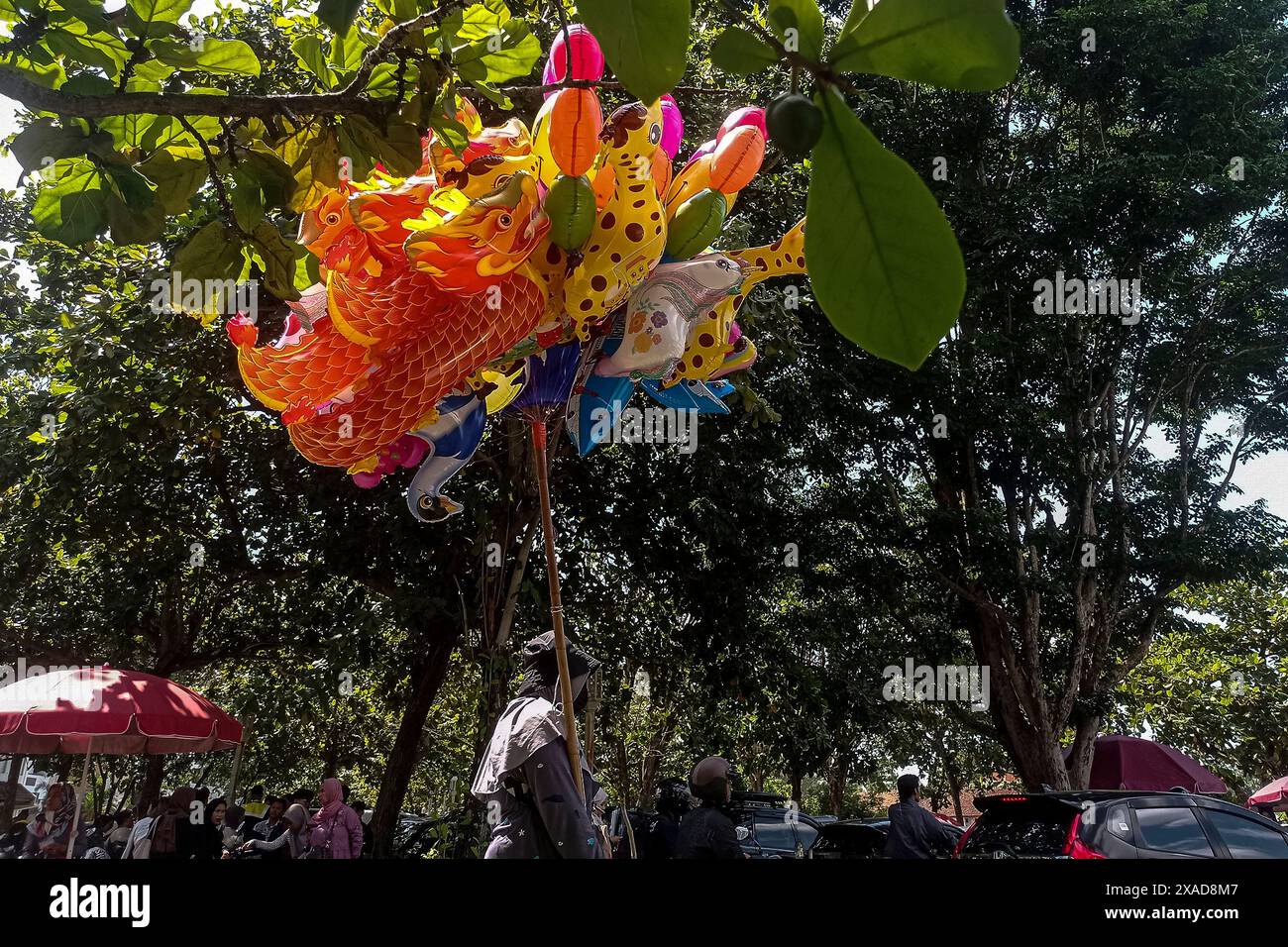 Bantul, Yogyakarta, Indonesia. 6th June, 2024. A street vendor sells ...