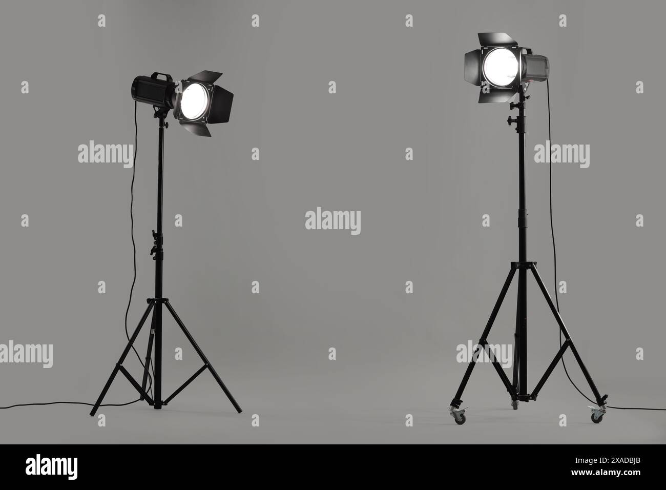 Grey lighting hi-res stock photography and images - Alamy