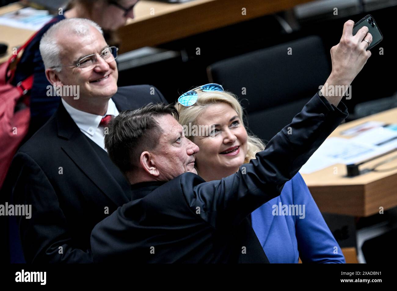 Hugh bronson hi-res stock photography and images - Alamy