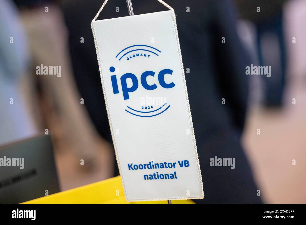 Neuss, Germany. 06th June, 2024. A pennant with the inscription: "IPCC ...