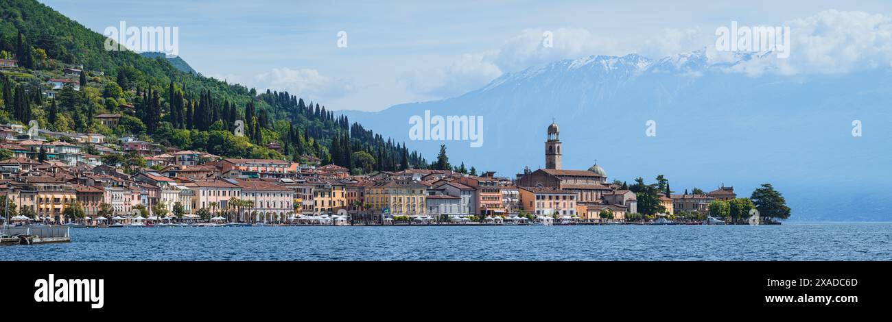 Lake garda, mountains and the town of Salò during a beautiful spring ...