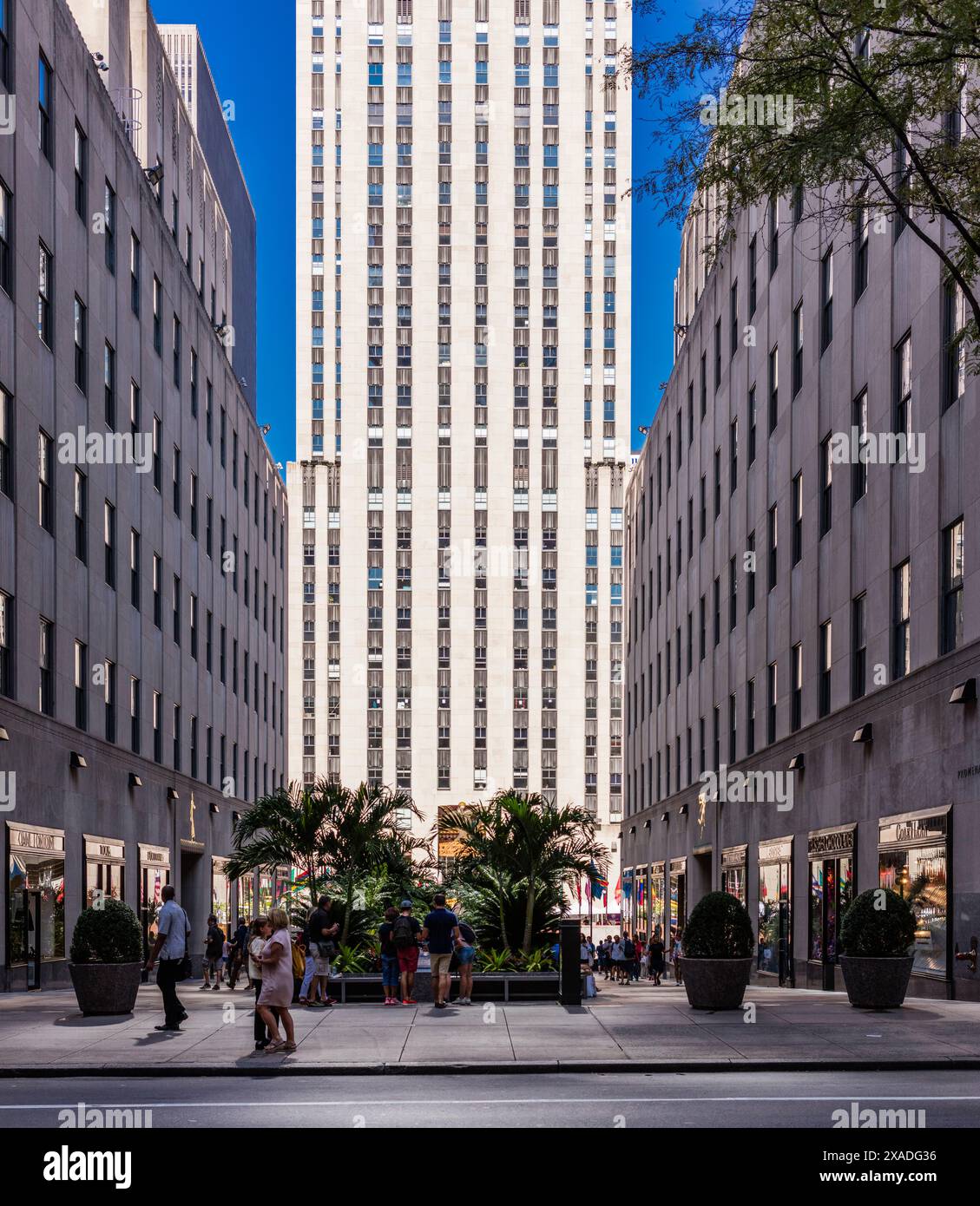 New York City, United States - August 25, 2017: The Rockefeller Center ...