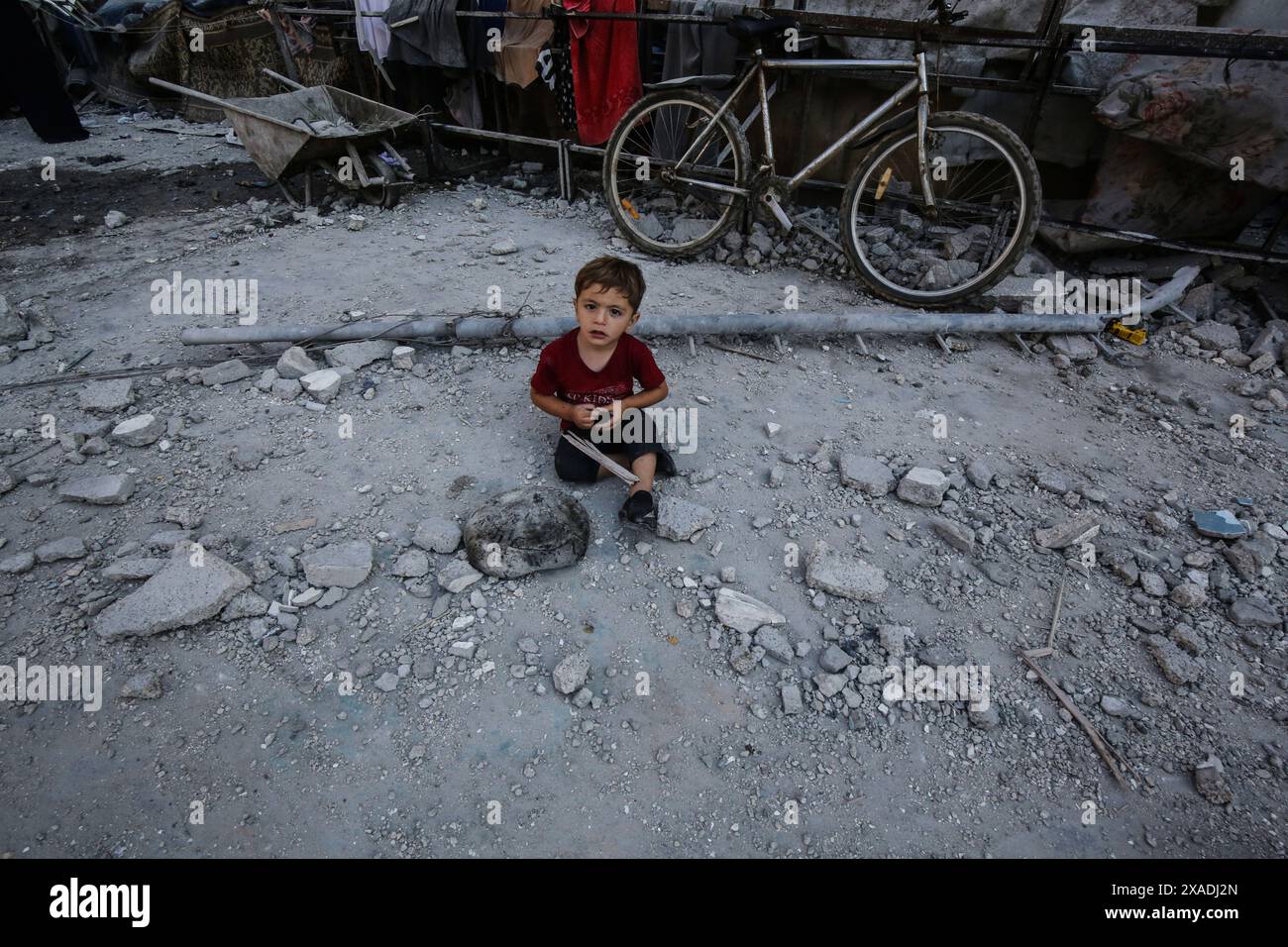 Deir El Balah, Palestinian Territories. 06th June, 2024. A Palestinian ...