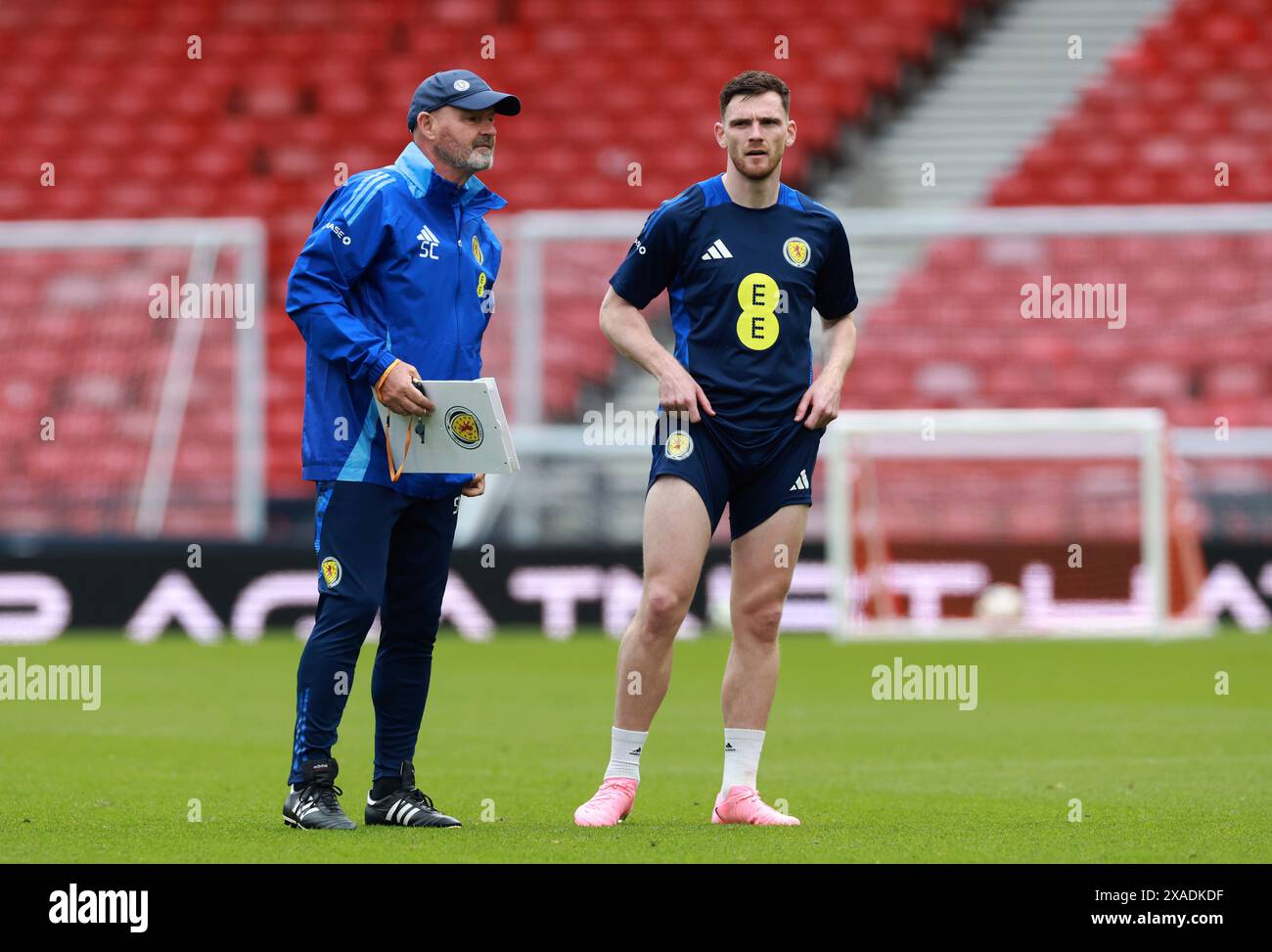 Scotland manager Steve Clarke and Andrew Robertson during a training ...