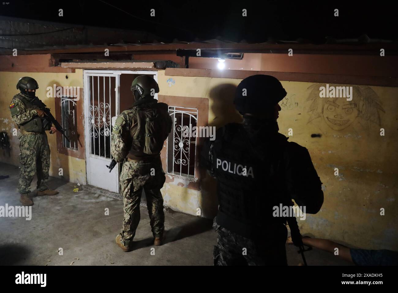 Manta operativos hi-res stock photography and images - Alamy