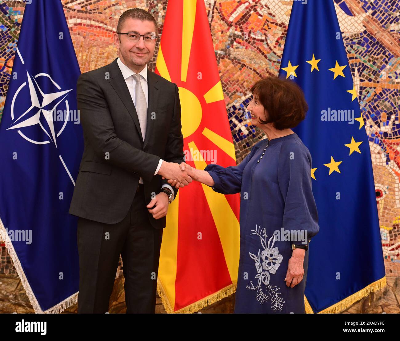 North Macedonia s President Gordana Siljanovska Davkova R and Hristijan ...